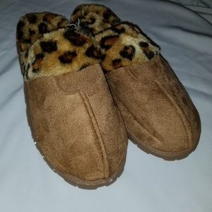 Shoes | Womens Leopard Print Slippers | Poshmark